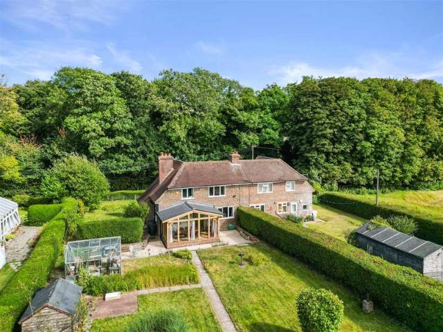 3 Bedroom Semi Detached House