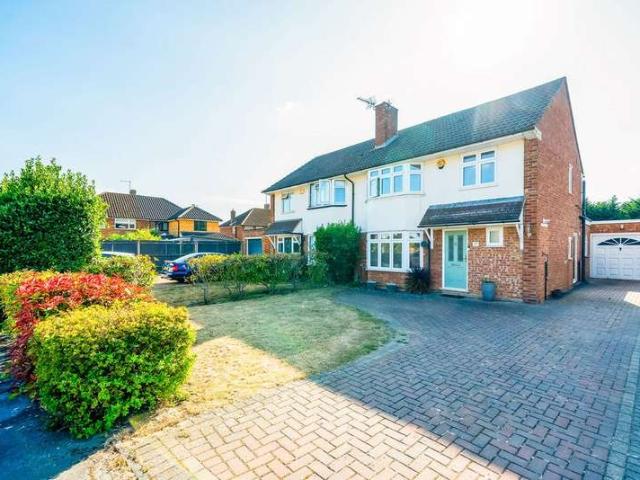 3 Bedroom Semi Detached House