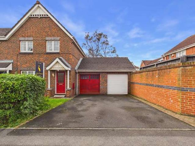 3 Bedroom Semi Detached House