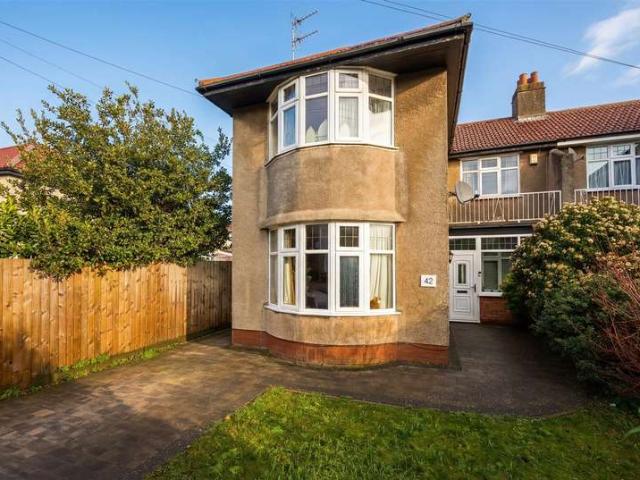 3 Bedroom Semi Detached House
