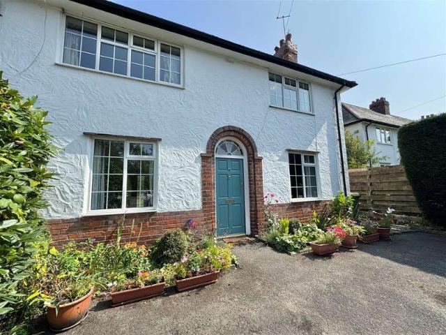 3 Bedroom Semi Detached House