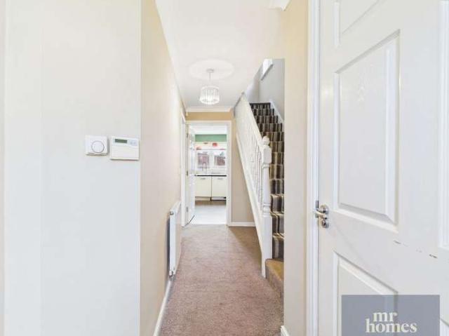 3 Bedroom Semi Detached House