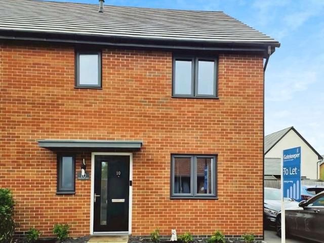 3 Bedroom Semi Detached House