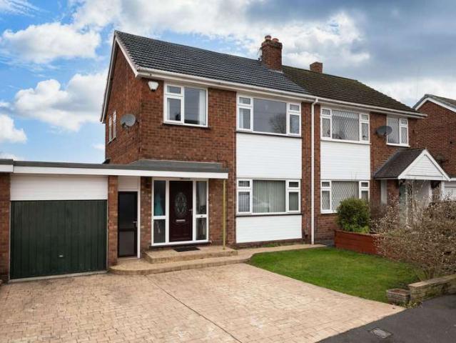 3 Bedroom Semi Detached House