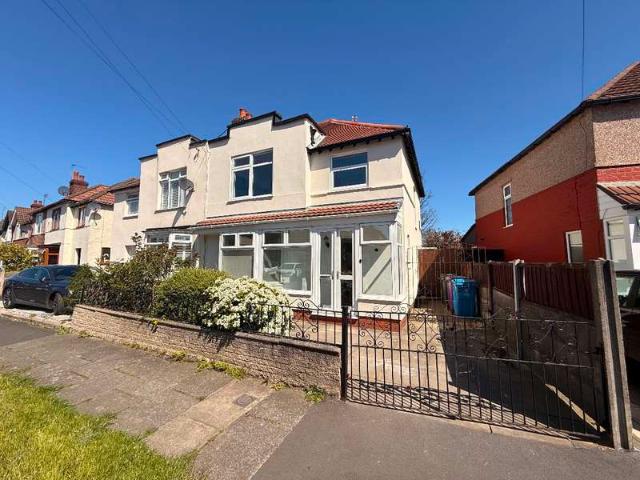 3 Bedroom Semi Detached House