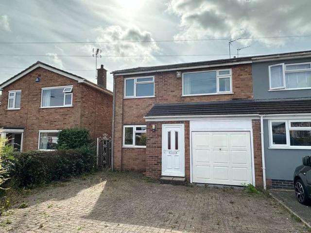 3 Bedroom Semi Detached House