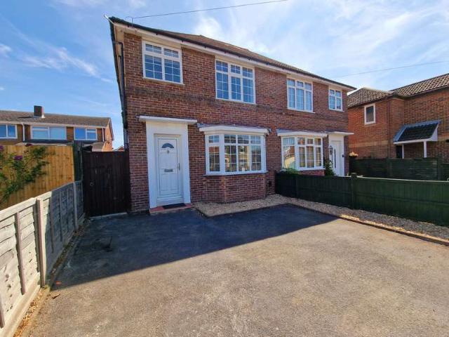 3 Bedroom Semi Detached House