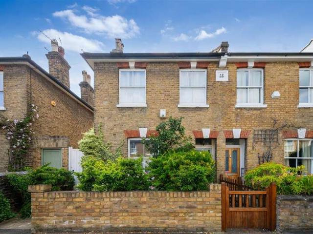 3 Bedroom Semi Detached House