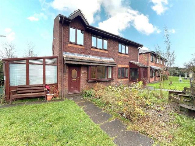 3 Bedroom Semi Detached House
