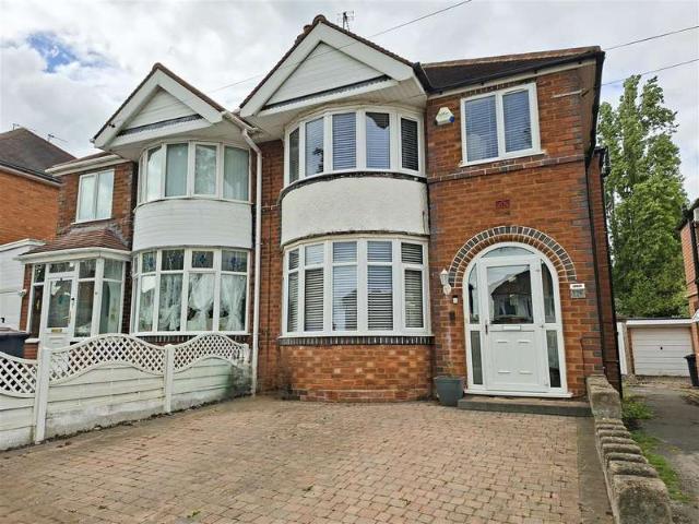 3 Bedroom Semi Detached House