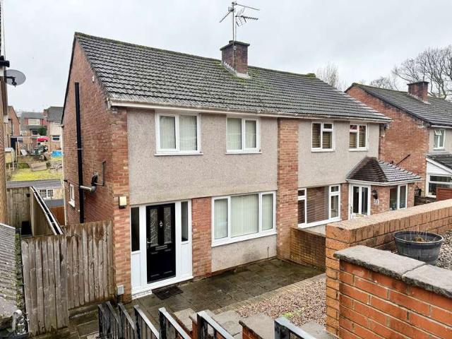 3 Bedroom Semi Detached House
