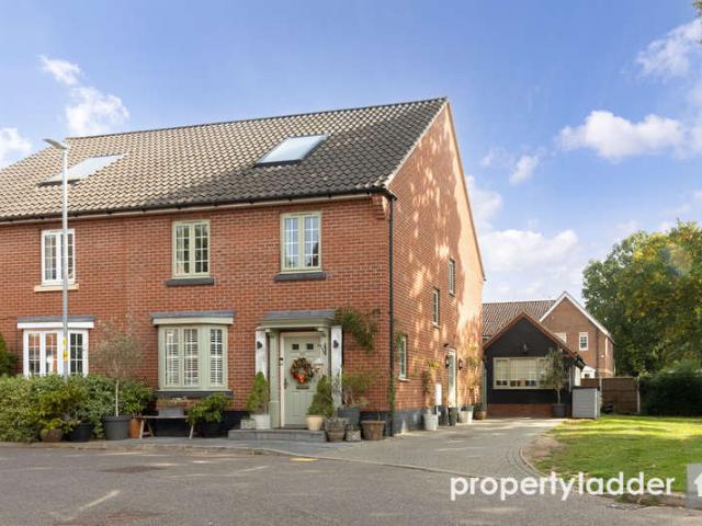 3 Bedroom Semi Detached House
