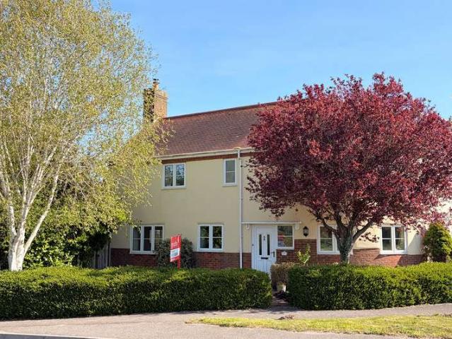 3 Bedroom Semi Detached House