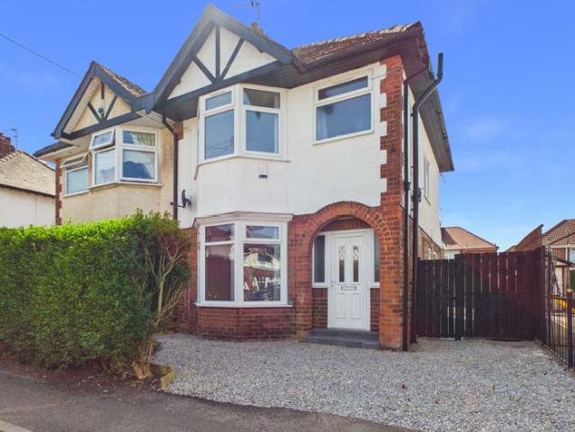 3 Bedroom Semi Detached House