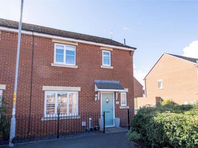 3 Bedroom Semi Detached House