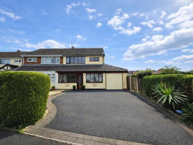 3 Bedroom Semi Detached House