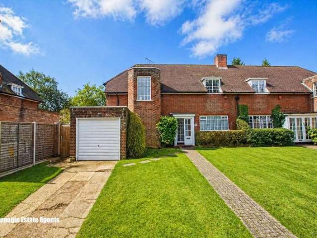 3 Bedroom Semi Detached House