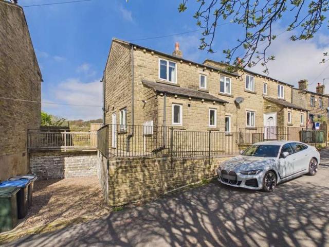 3 Bedroom Semi Detached House