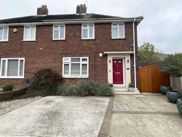 3 Bedroom Semi Detached House