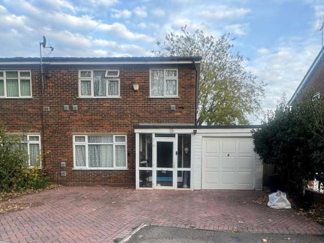 3 Bedroom Semi Detached House