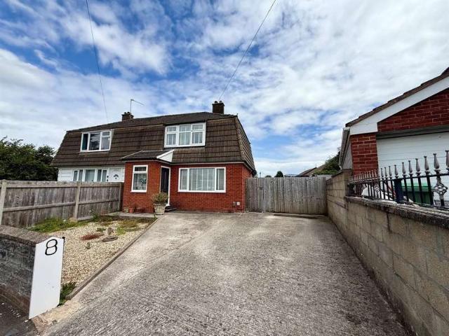 3 Bedroom Semi Detached House