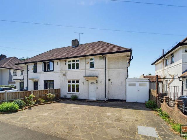 3 Bedroom Semi Detached House
