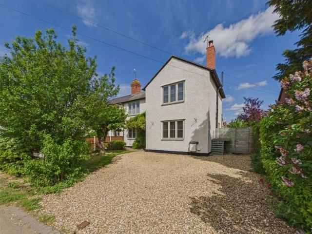 3 Bedroom Semi Detached House