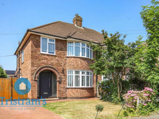 3 Bedroom Semi Detached House