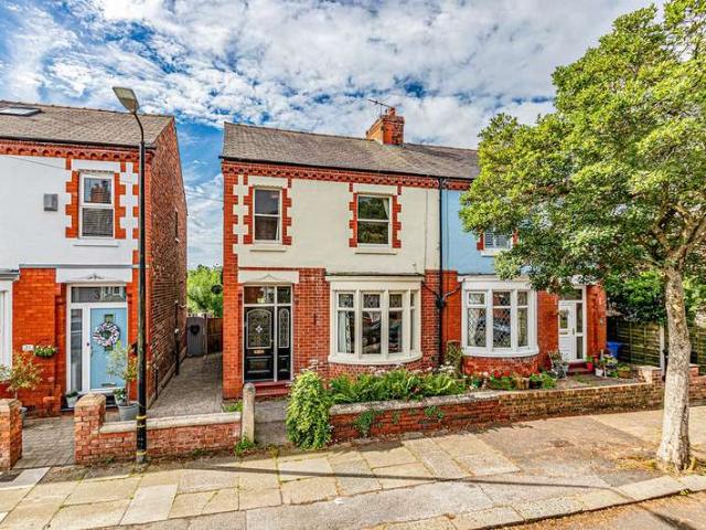 3 Bedroom Semi Detached House