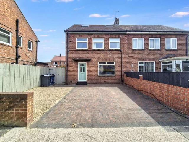 3 Bedroom Semi Detached House