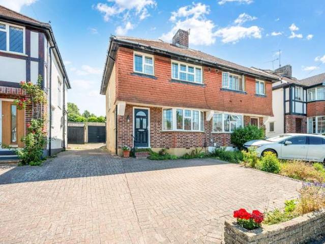 3 Bedroom Semi Detached House