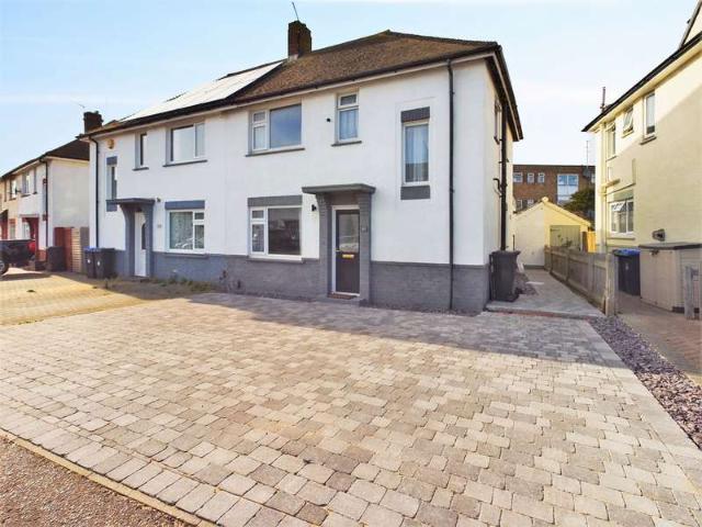 3 Bedroom Semi Detached House