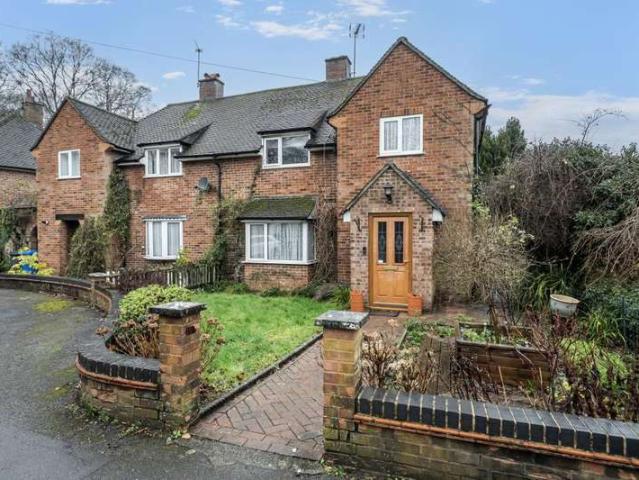 3 Bedroom Semi Detached House