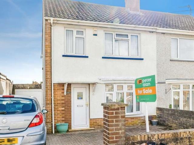 3 Bedroom Semi Detached House