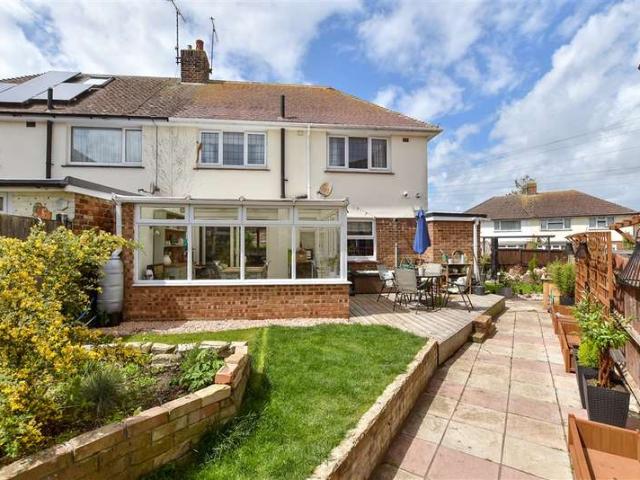 3 Bedroom Semi Detached House