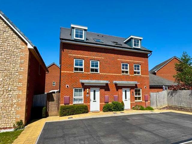 3 Bedroom Semi Detached House