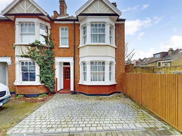 3 Bedroom Semi Detached House