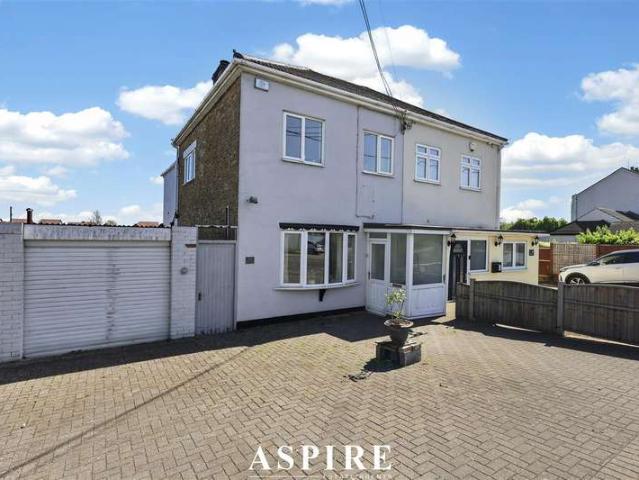 3 Bedroom Semi Detached House
