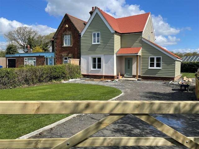 3 Bedroom Semi Detached House