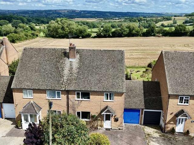 3 Bedroom Semi Detached House