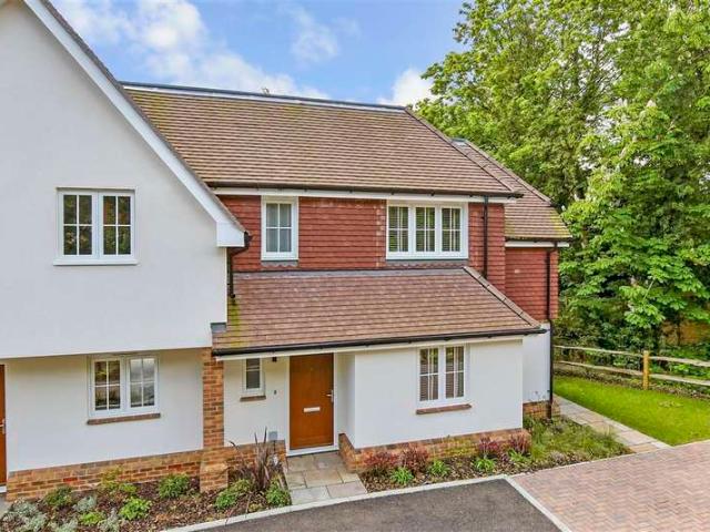 3 Bedroom Semi Detached House
