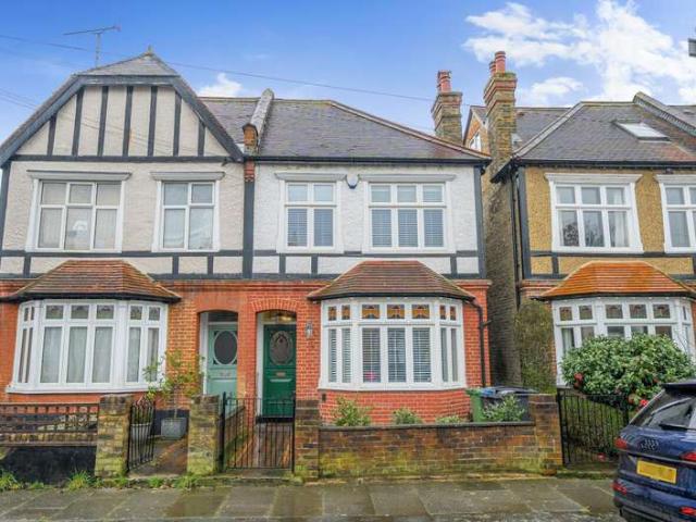 3 Bedroom Semi Detached House