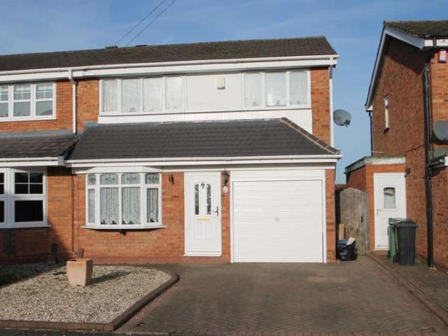 3 Bedroom Semi Detached House