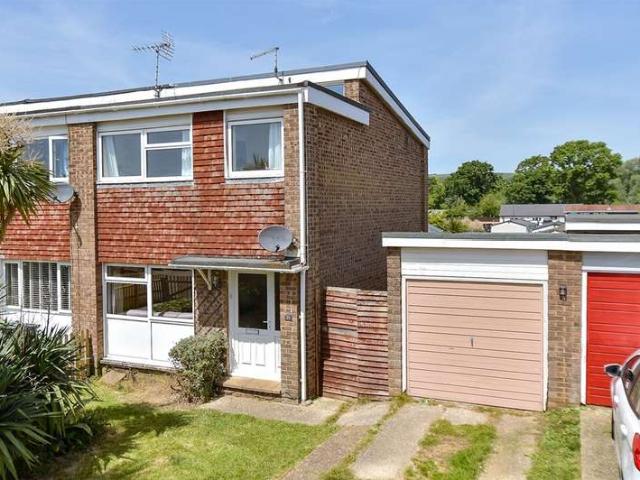 3 Bedroom Semi Detached House