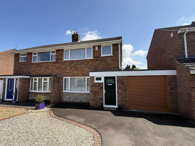 3 Bedroom Semi Detached House