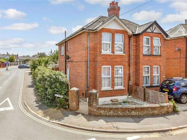 3 Bedroom Semi Detached House