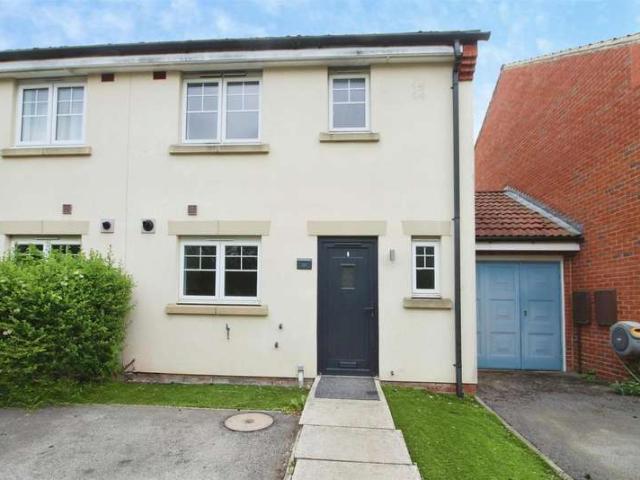 3 Bedroom Semi Detached House