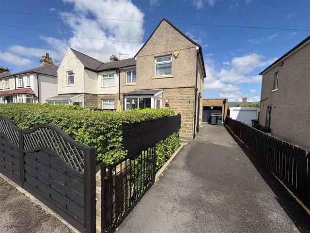 3 Bedroom Semi Detached House