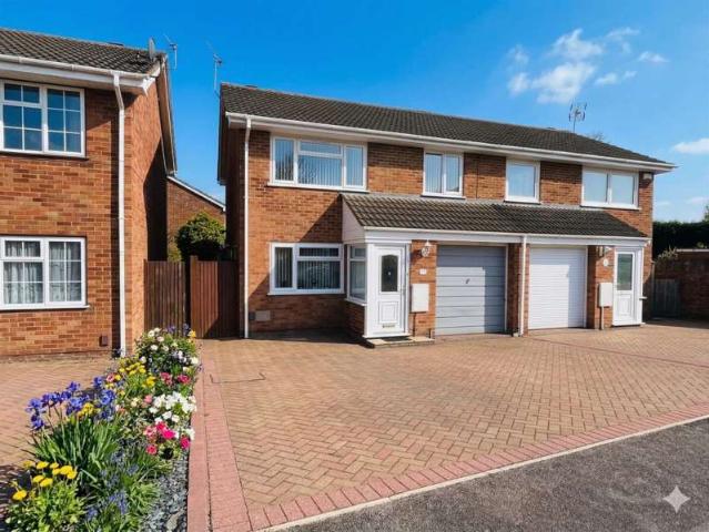 3 Bedroom Semi Detached House