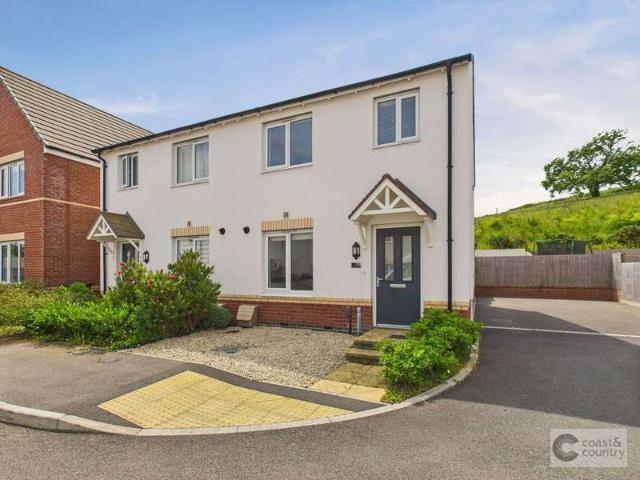 3 Bedroom Semi Detached House